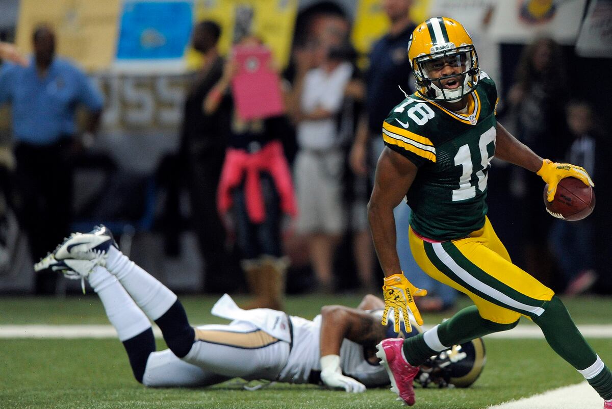 Packers vs. Rams: Rams Secondary Goes Missing as Aaron Rodgers Torches ...