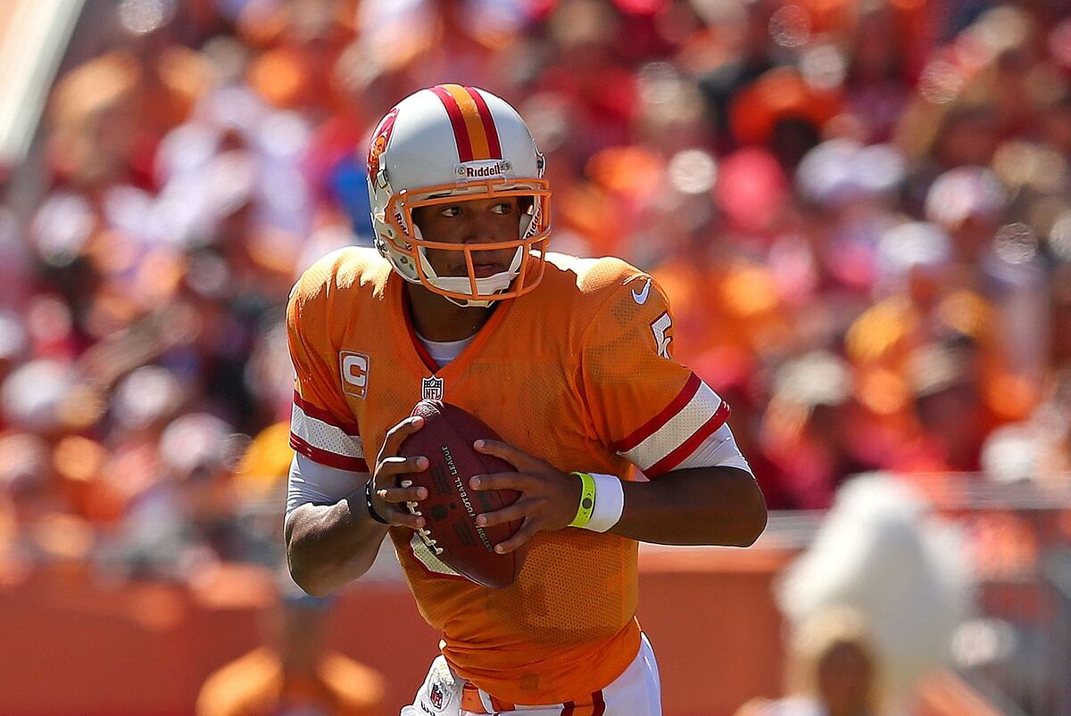 Saints vs. Buccaneers: Even in Loss, Josh Freeman Shows Return to 2010 ...