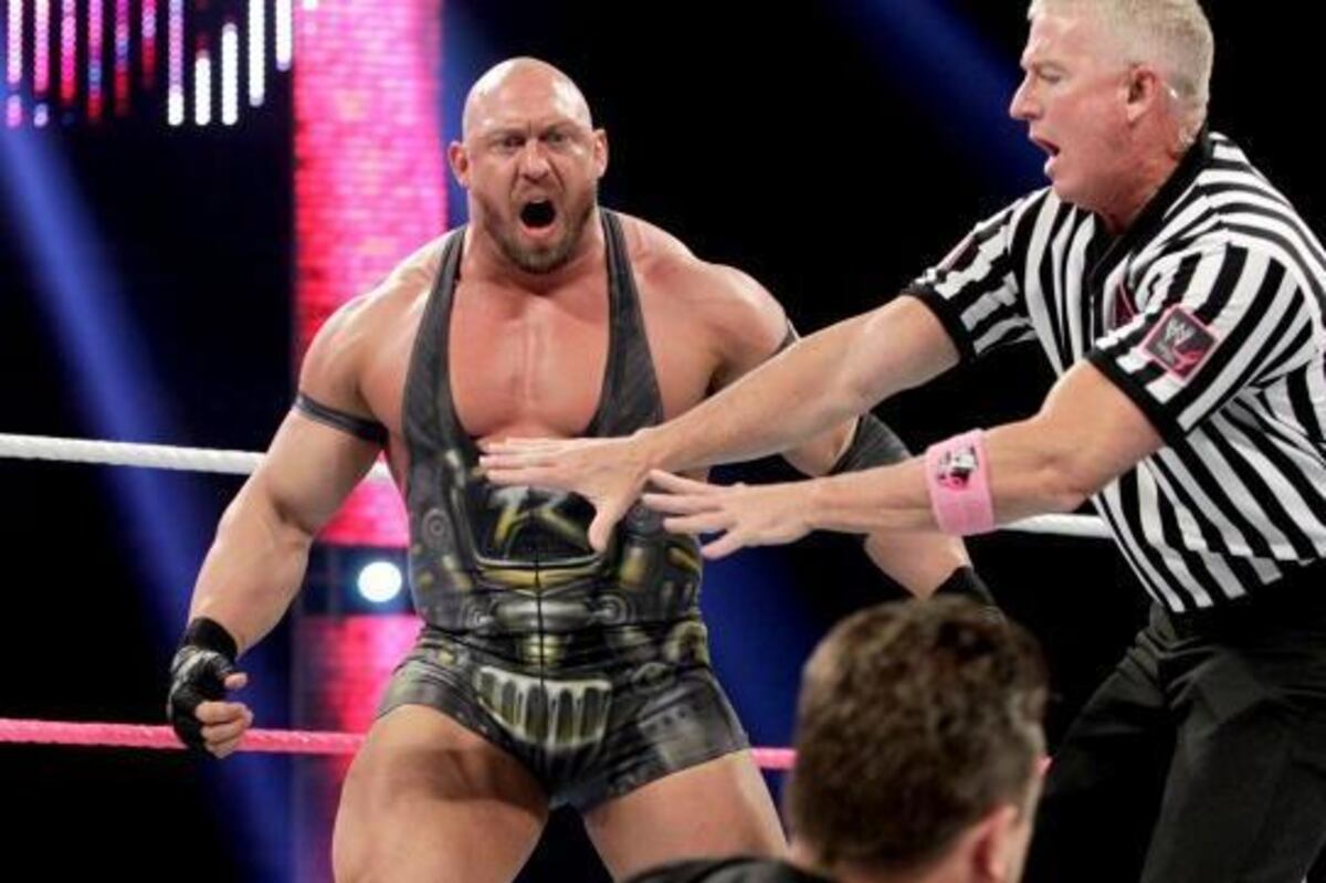 Ryback Botches 'Shell Shock' Again at WWE House Show | News, Scores ...