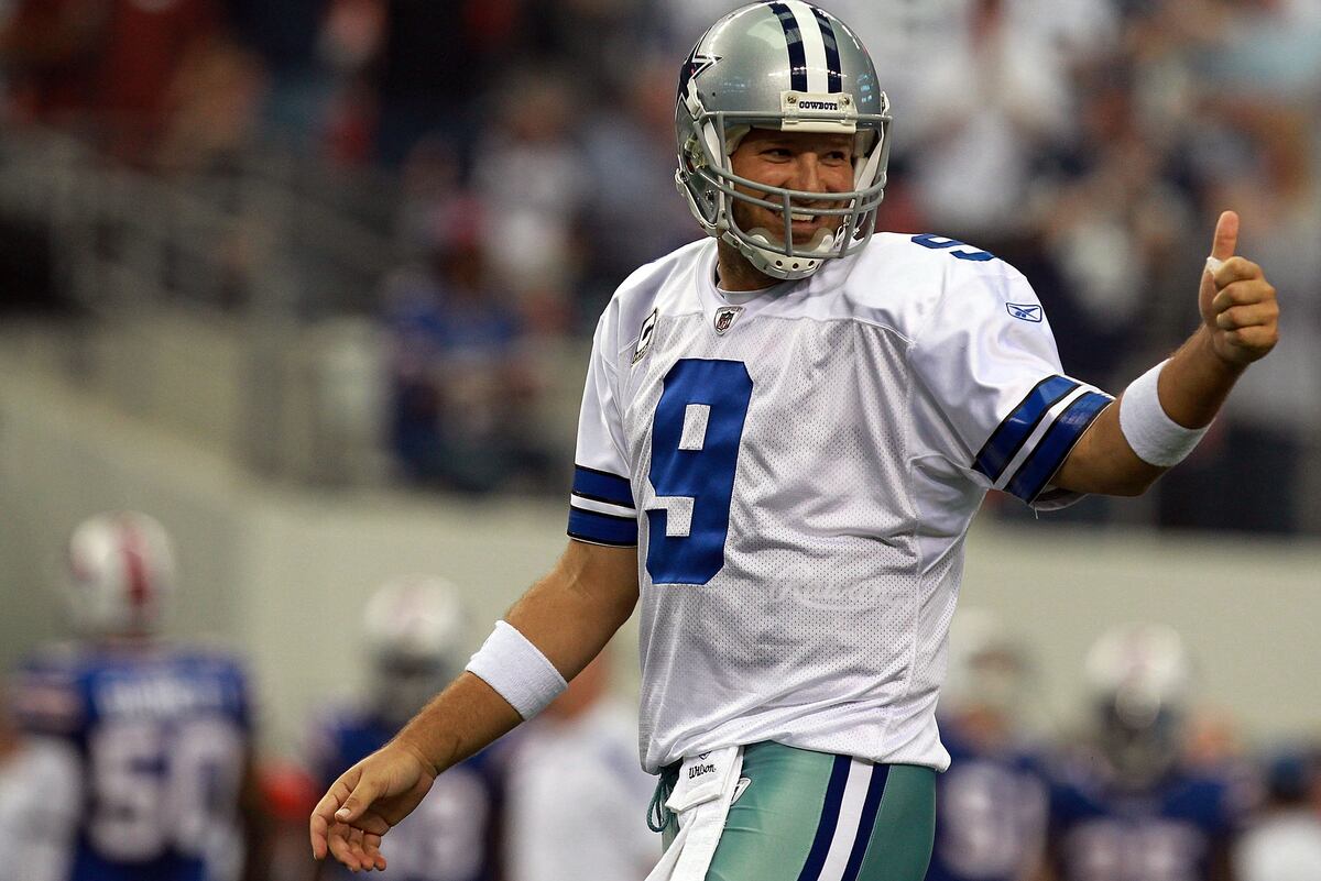 Dallas Cowboys: Can Tony Romo Win a Super Bowl for Jerry Jones? | News ...