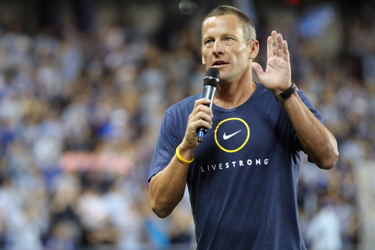 Lance Armstrong's Fall from Athletic Grace Doesn't Diminish His ...