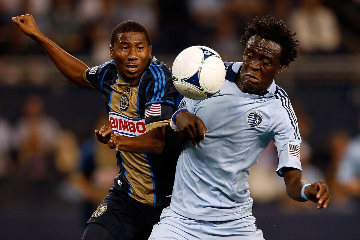 Sporting Kansas City Defeats Philadelphia, Clinches Conference Title ...