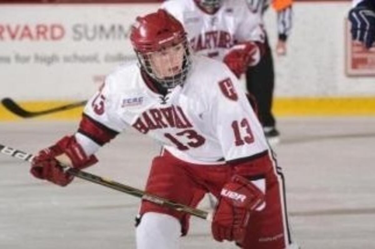 Kalley Armstrong's 3-Point Night Helps Harvard Defeat McGill by 4-1 ...