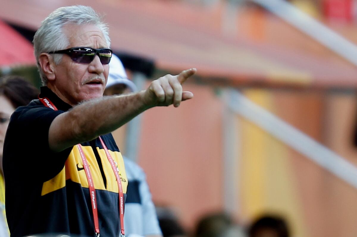 5 Reasons Tom Sermanni Is the Right Coach to Lead US Women's Team into ...