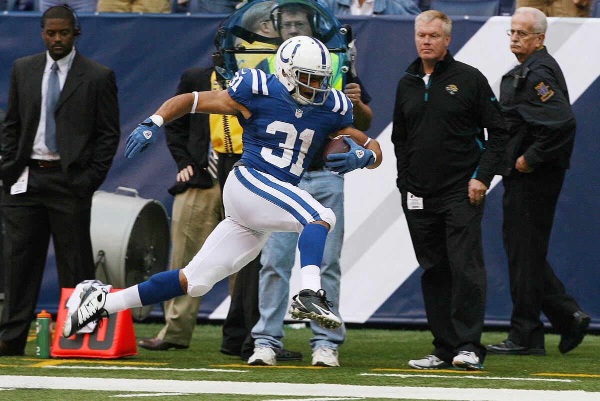 What Should Fantasy Owners Expect from Donald Brown in Week 9? | News ...