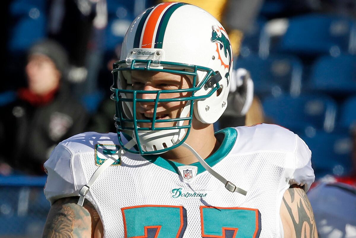 Jake Long's Struggles in Focus for Miami Dolphins and Other AFC East ...