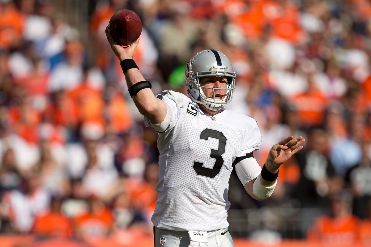 Oakland Raiders: Why Carson Palmer Is Not the Problem for the Raiders ...