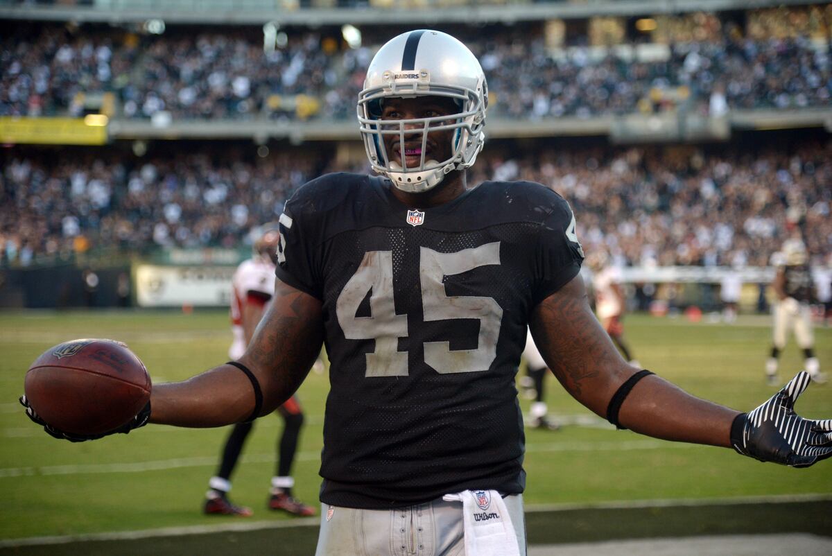 Oakland Raiders: Why the Team Needs to Get the Ball in the Hands of ...