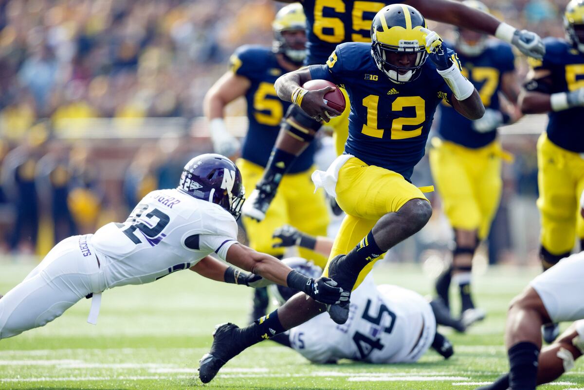 Northwestern vs. Michigan: What Devin Gardner Almost Giveth Away, He ...