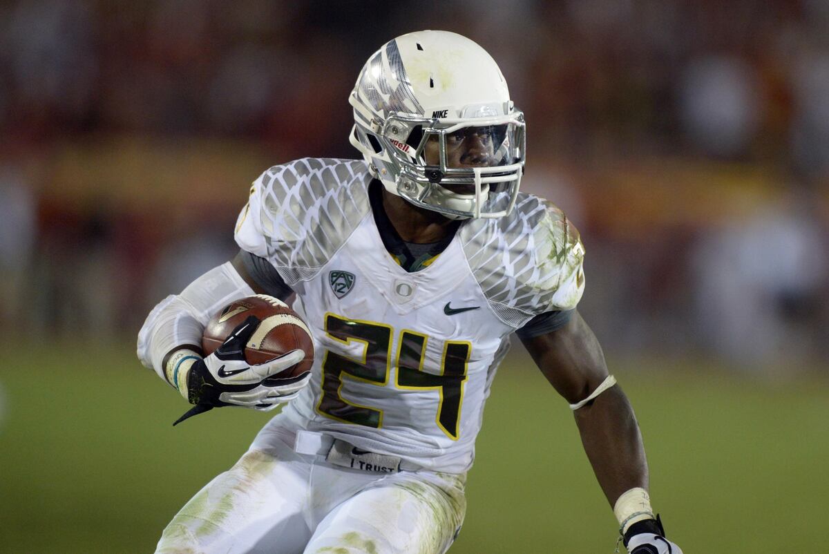 Kenjon Barner Injury: Updates on Oregon RB's Hand | News, Scores ...