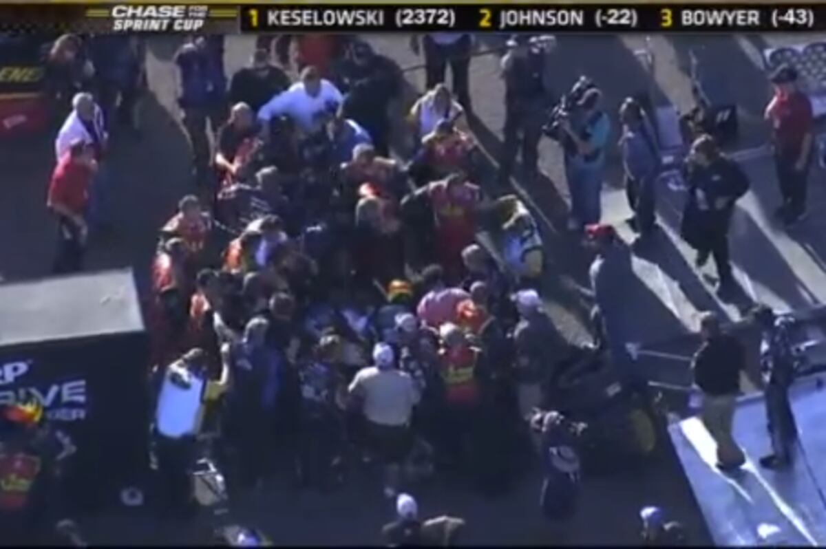 NASCAR Video: Fight Erupts After Jeff Gordon Initiates Wreck with Clint ...