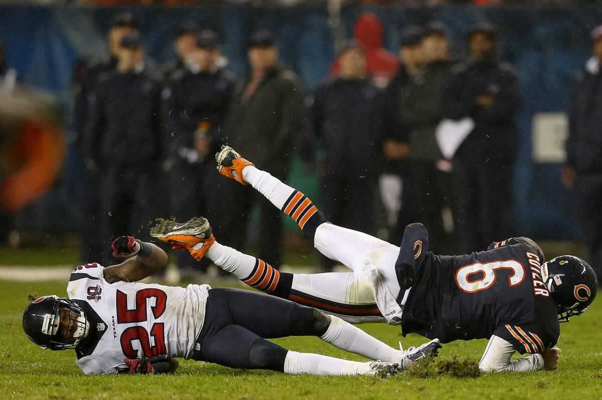 Chicago Bears vs San Francisco 49ers: The Battle of the Concussed QBs ...