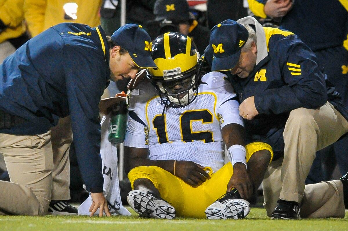 Michigan Football: Keys to Victory over Iowa Hawkeyes on Senior Day ...