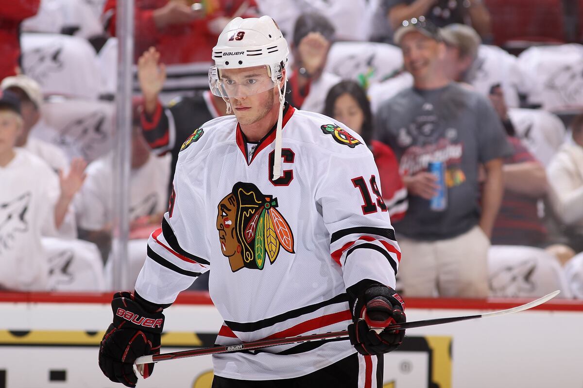 Chicago Blackhawks: Jonathan Toews Thinking About European Option ...