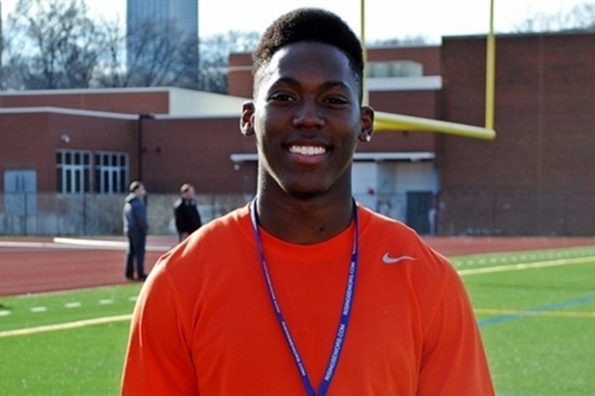 Robert Nkemdiche's Teammate Wayne Gallman Wise to Stick with Clemson ...