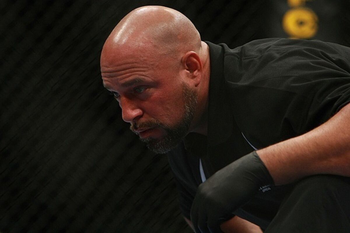 UFC 154: Was Dan Miragliotta's Decision to Disqualify Sakara the ...
