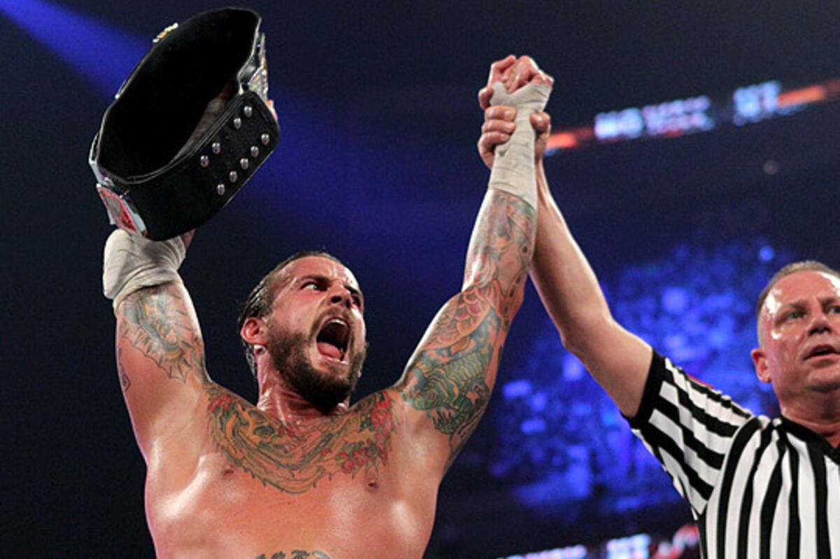The 5 Greatest Moments of CM Punk's Year-Long WWE Title Reign | News ...
