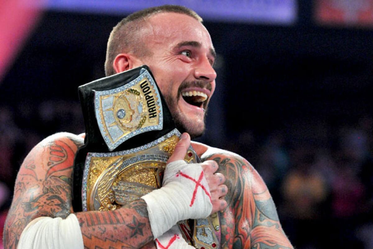 Reliving the Top 10 Moments of CM Punk's Year-Long Title Reign | News ...