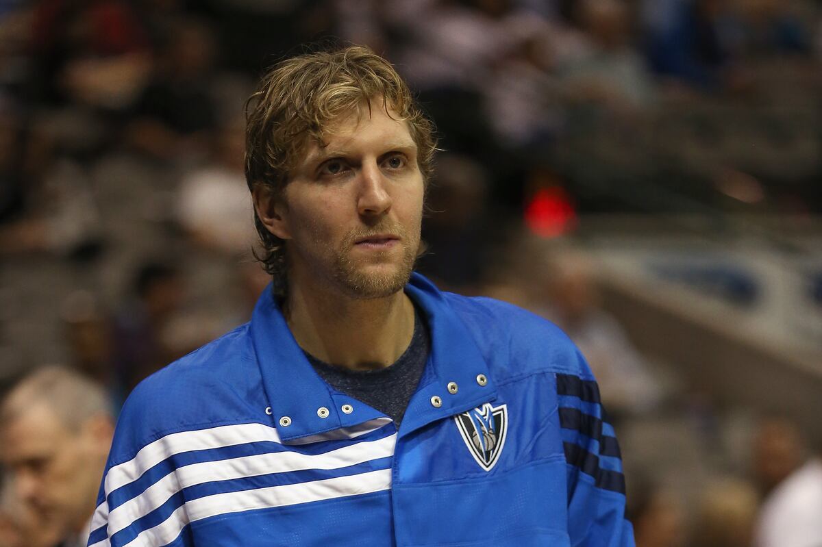 Dirk Nowitzki's Return to Dallas Lineup Won't Make Mavs Contenders ...