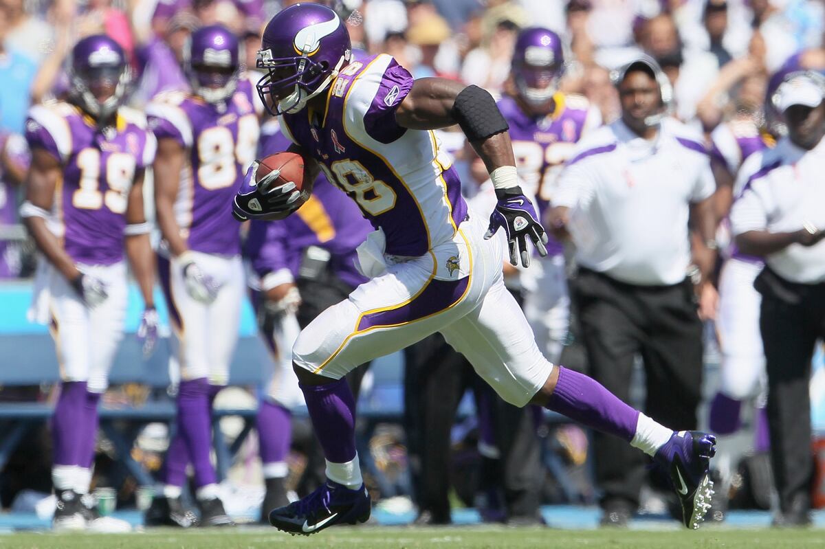 Fantasy Football: Week 12 Positional Locks, Plus 5 Podcasts to Follow ...