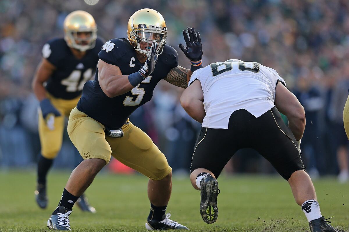 Notre Dame Football: What Fighting Irish Must Do Beat USC in Season ...