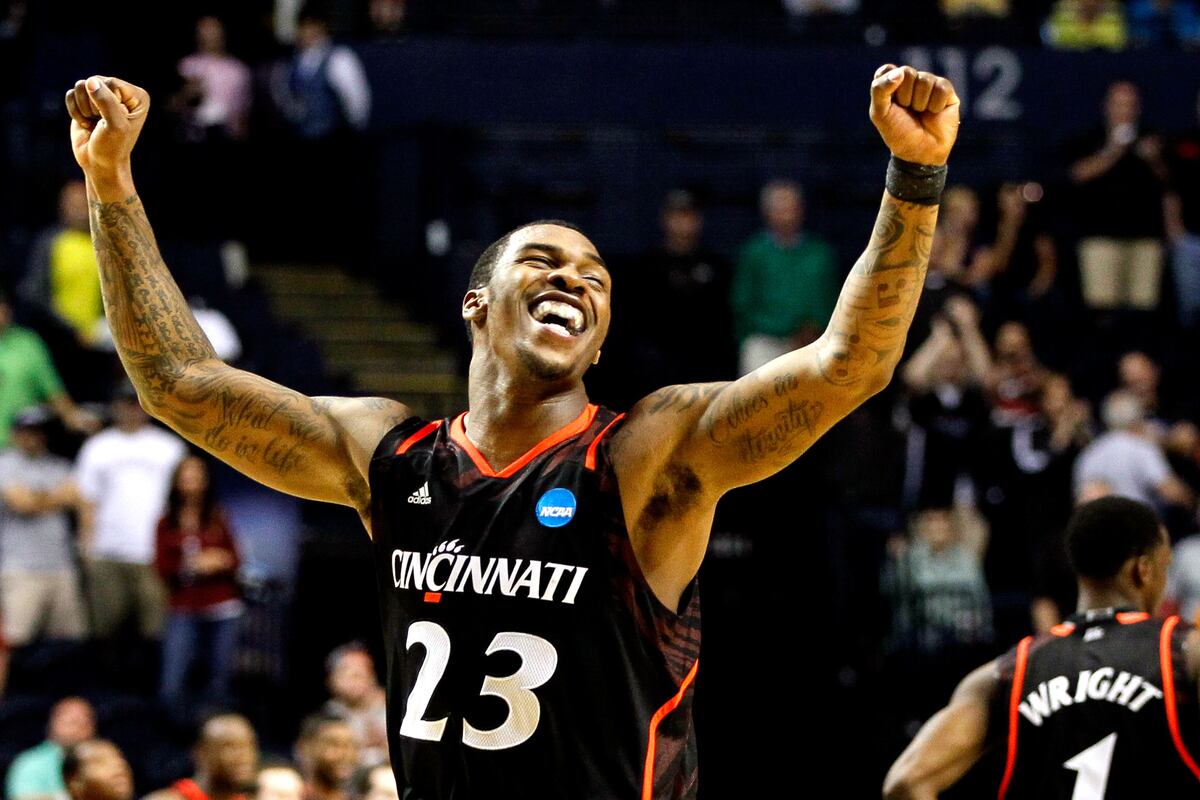 Cincinnati Bearcats Basketball: Sean Kilpatrick Dominant in Win over ...