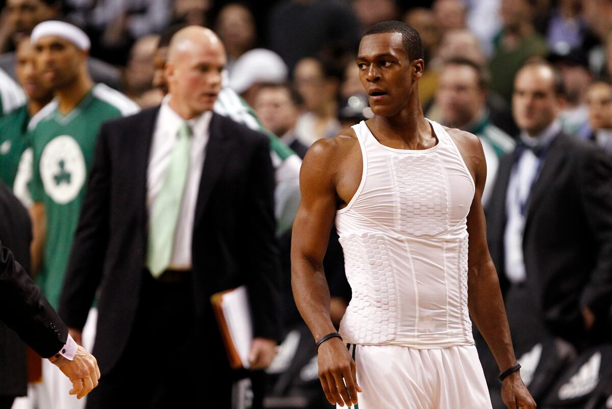Rajon Rondo's Assists Streak Ends After Ejection Against the Nets ...