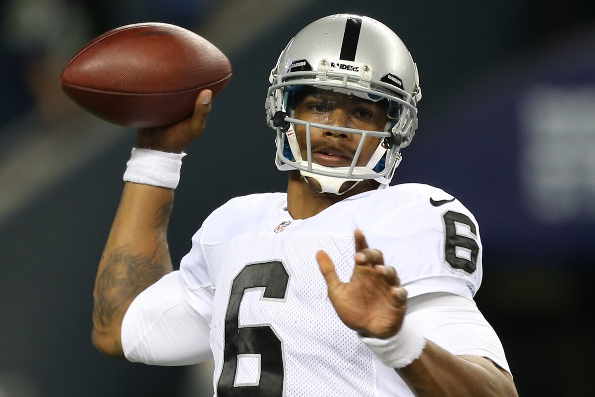 What Does the Future Hold for Oakland Raiders QB Terrelle Pryor? | News ...