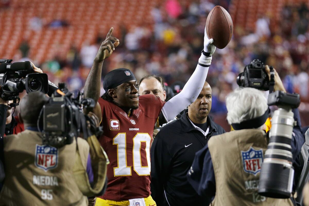 RGIII vs Andrew Luck: Who Is the Rookie of the Year Heading into Week ...