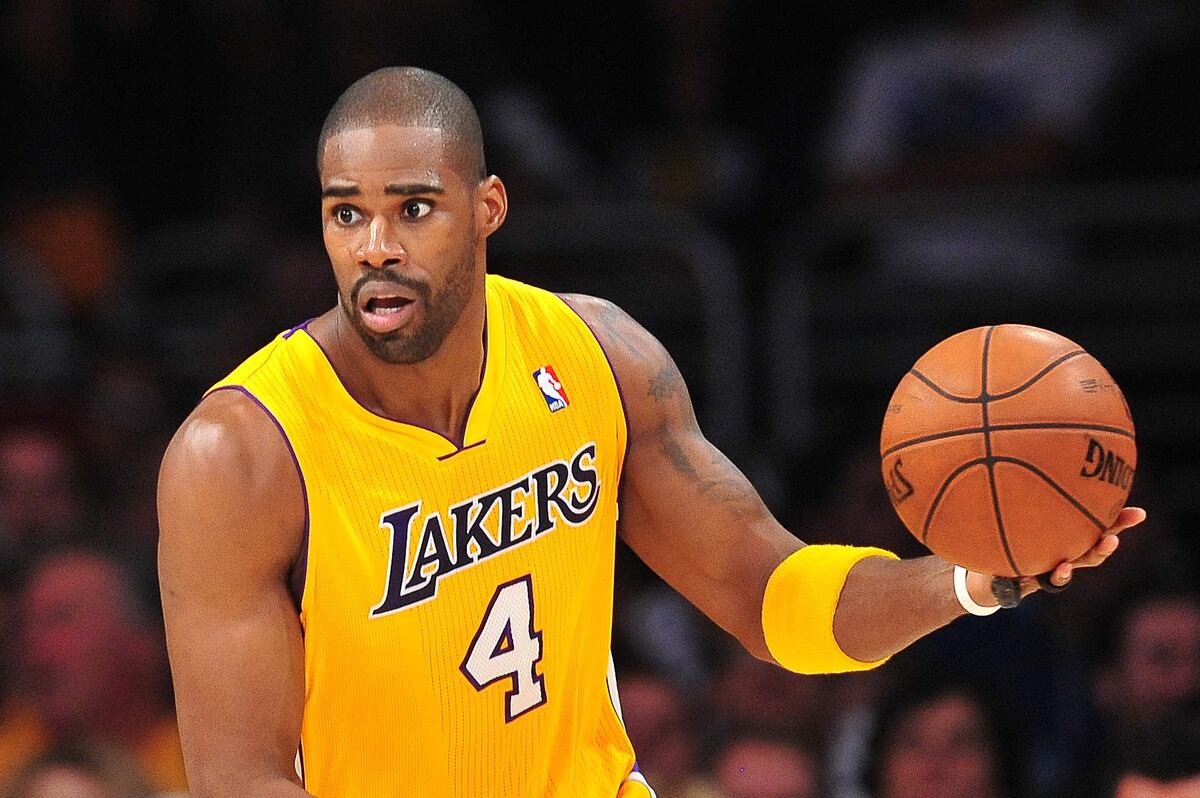 Antawn Jamison's Elevated Game Leaves Pau Gasol on Outside Looking in ...