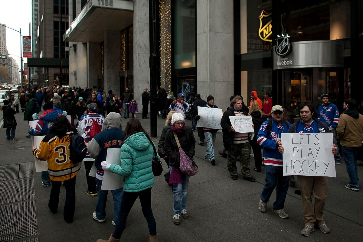 NHL Lockout: Latest Setback in Talks Will Drive Even More Fans Away ...