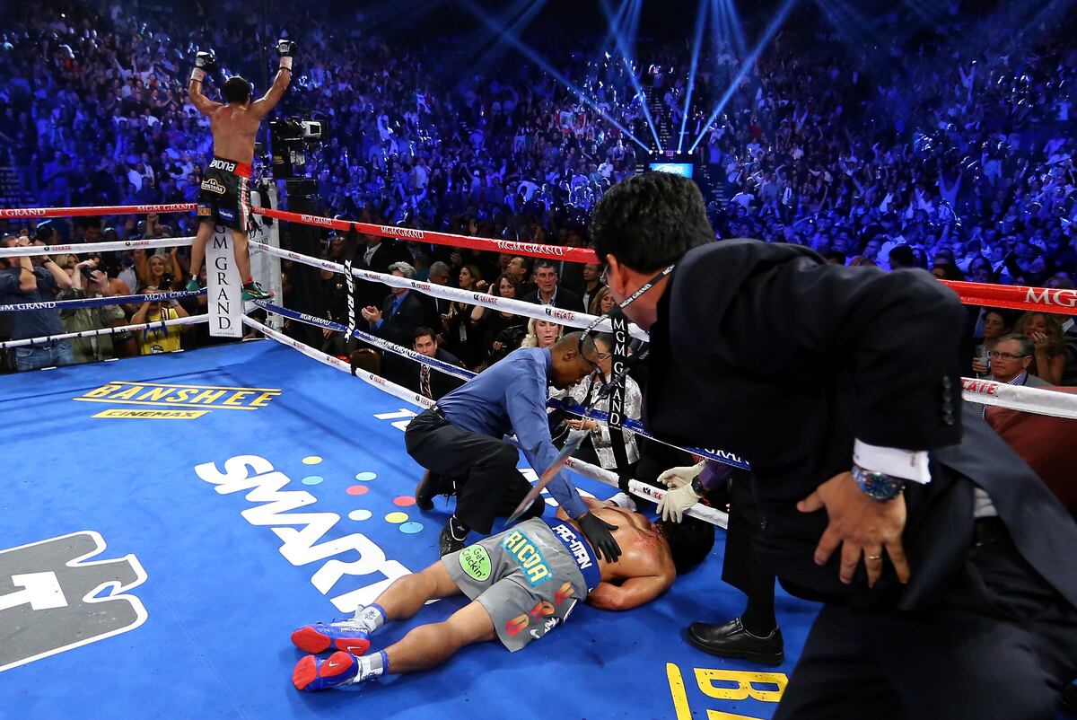Manny Pacquiao Knockout Video: Watch Pac-Man Get KO'd by Juan Manuel ...