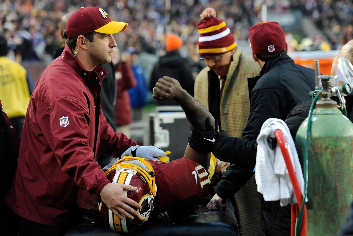 RG3 Hurt in Redskins' OT Win over Baltimore 31-28: 4 Lessons Learned in ...