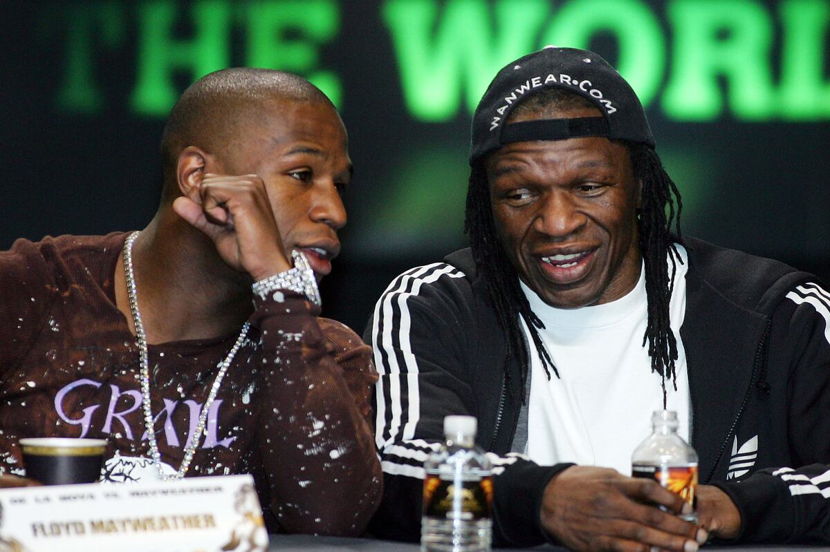 Floyd Mayweather Should Allow His Father to Train Him | News, Scores ...