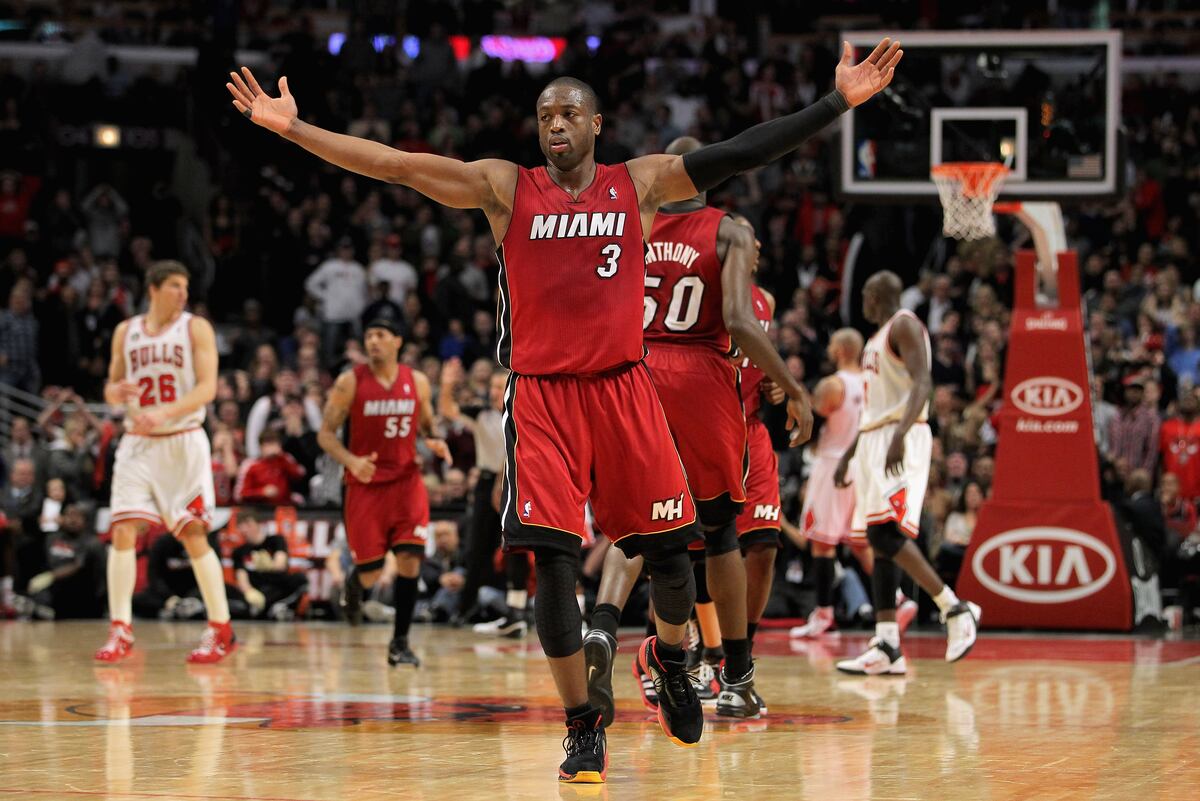 How Dwyane Wade Can Reinvent Himself to Remain an NBA Superstar | News ...
