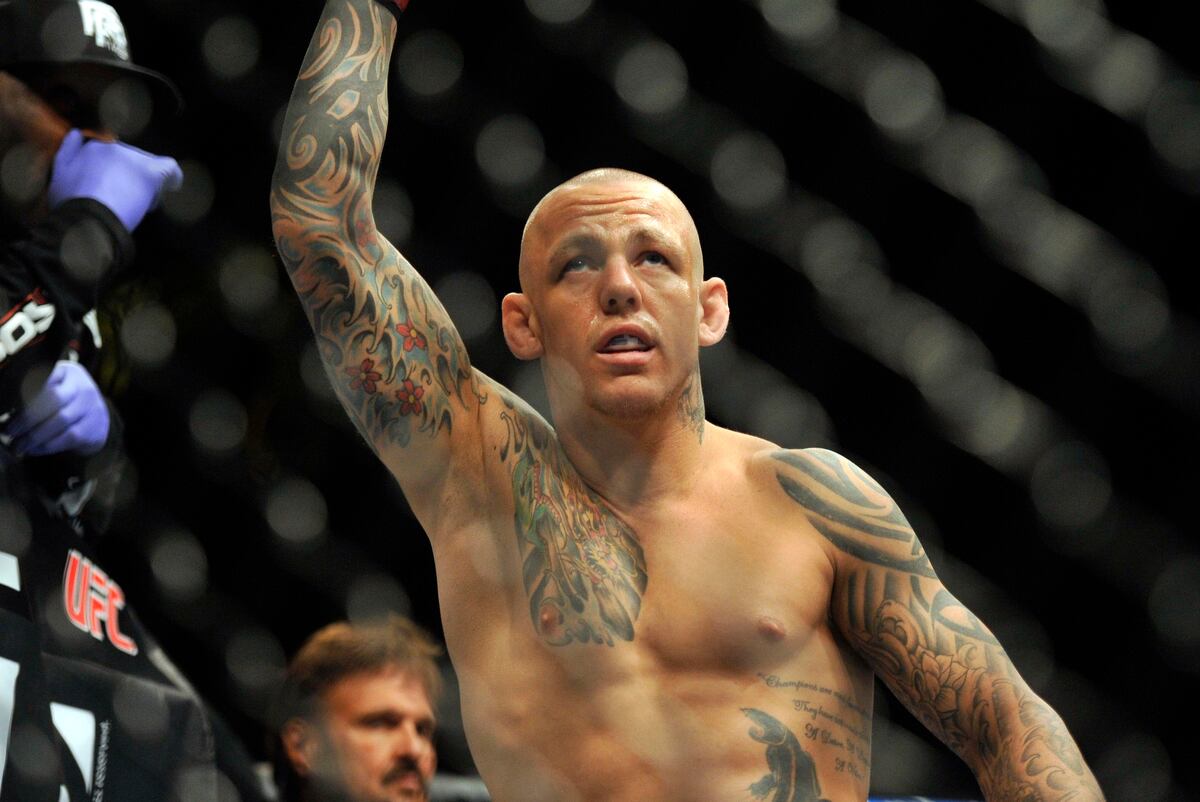 UFC on FX 6: Ross Pearson and 5 Other Guys Who Went from Winner to ...