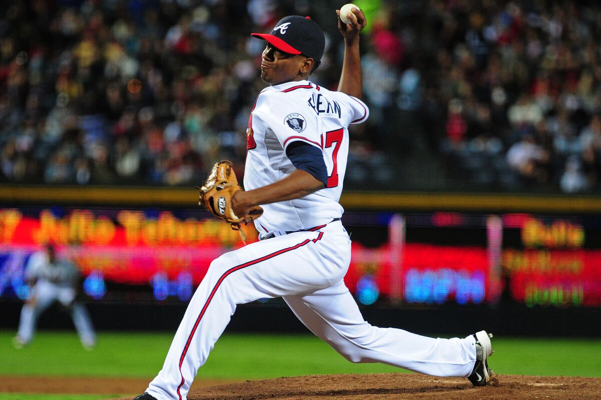 The Hottest/Coldest Pitching Prospects in the Offseason Winter Leagues ...