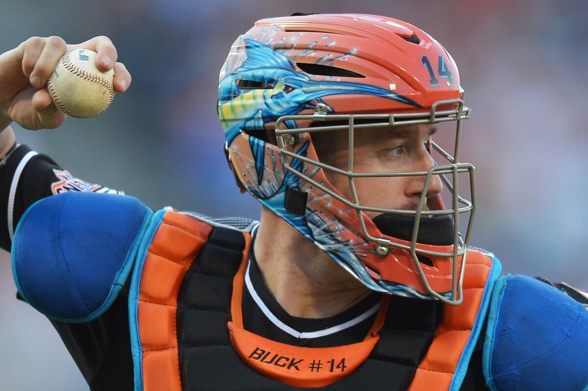 John Buck: Full Scouting Report for Player Reportedly Dealt for R.A ...