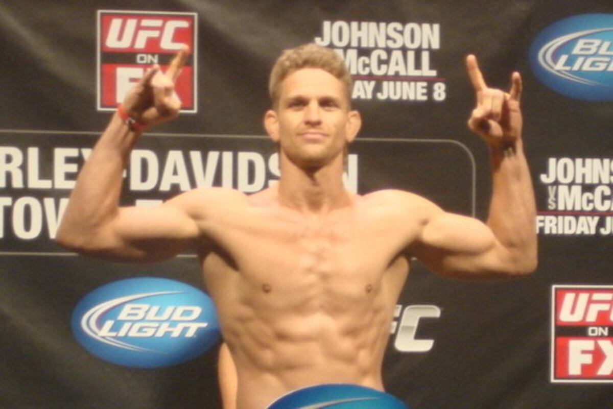 Streaking Mike Pyle Under New Tutelage, Calls for Top-10 Opponent ...