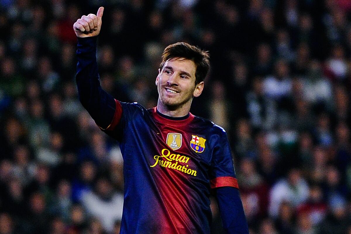 Lionel Messi's New Contract Extension with Barcelona Ensures Decade of ...
