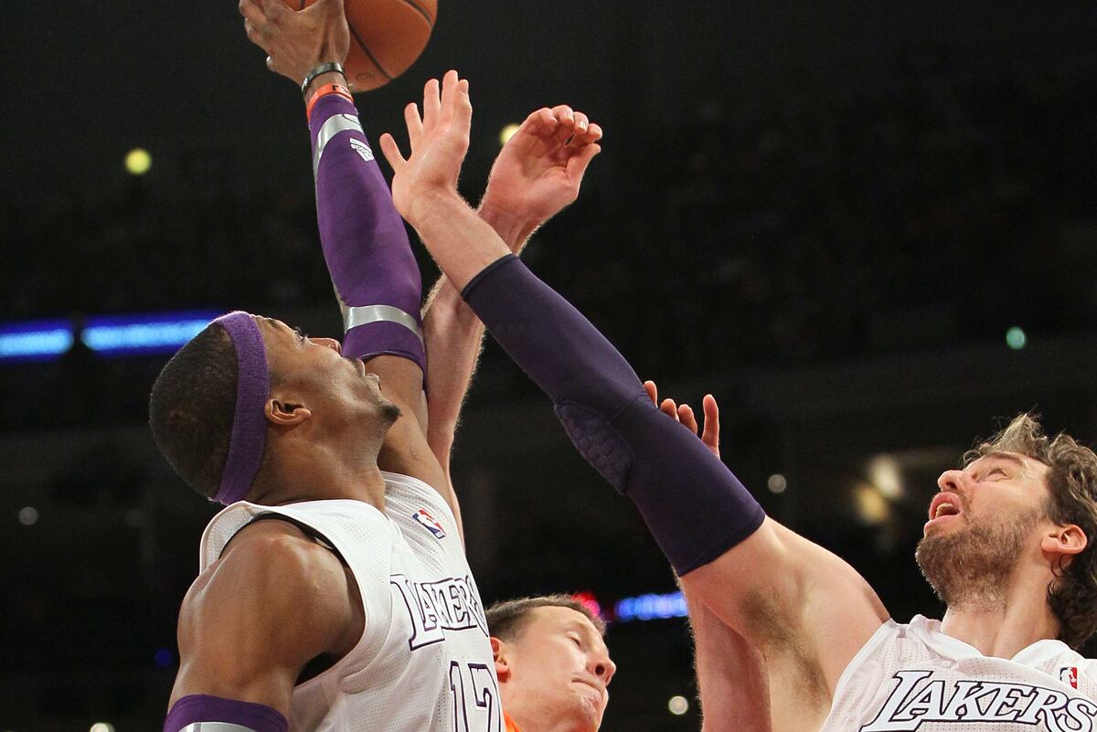 L.A. Lakers Definitely Shouldn't Make a Move Before the NBA Deadline ...