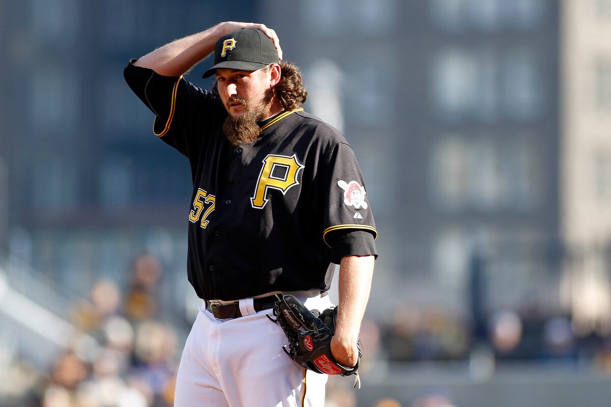 Joel Hanrahan: Winners and Losers from Closer's Move to Boston Red Sox ...