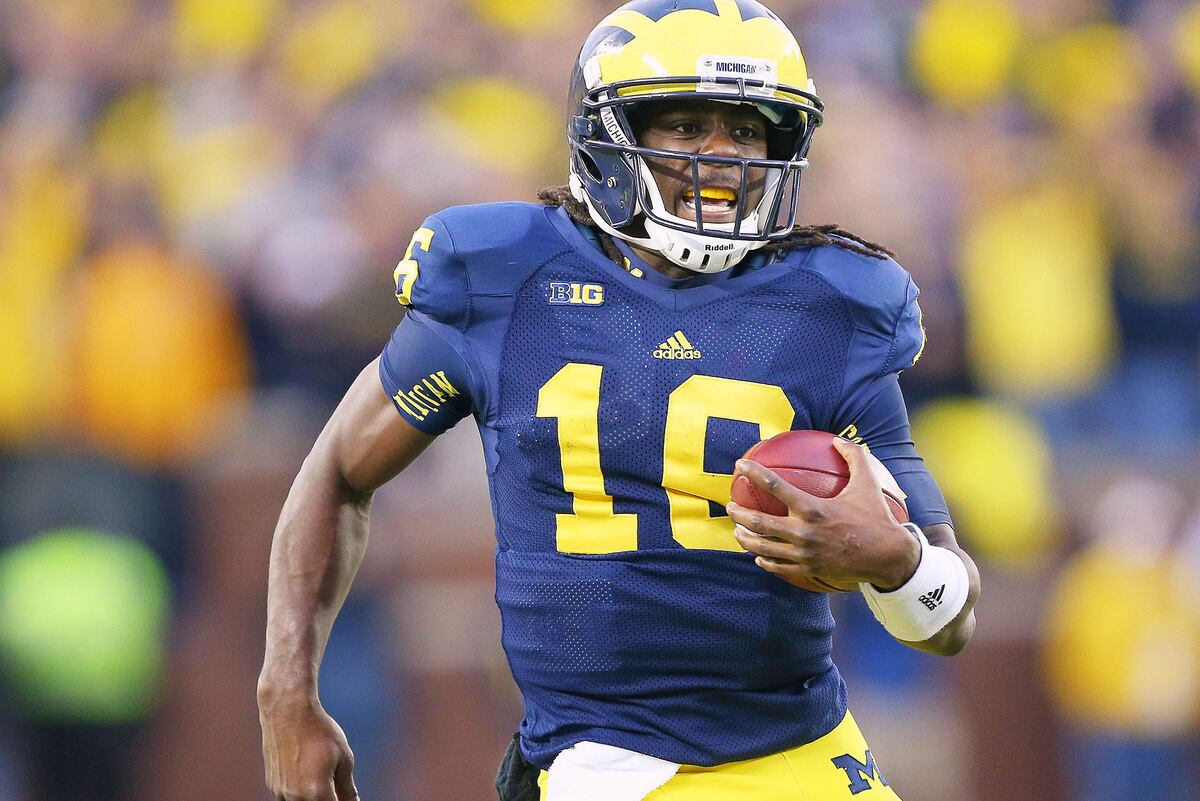 Outback Bowl 2013: Why Playing Michigan QB Denard Robinson at Corner Is ...