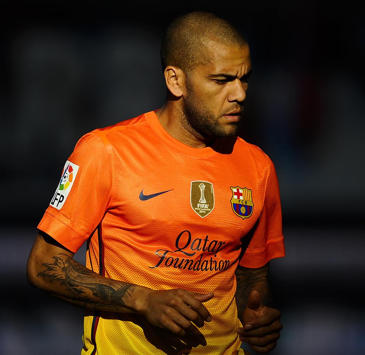 FC Barcelona: Why Dani Alves No Longer Deserves to Be the Starter ...