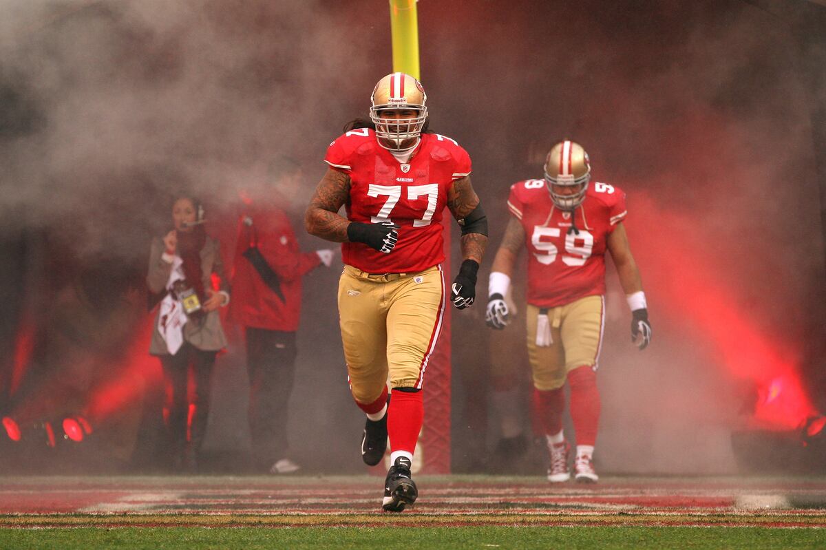 Power Ranking the Best Offensive Lines Remaining in the NFL Divisional ...