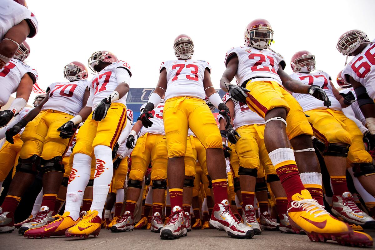 6 Losses and 5 Decommits Later, Preseason No. 1 USC Is in Rebuilding ...