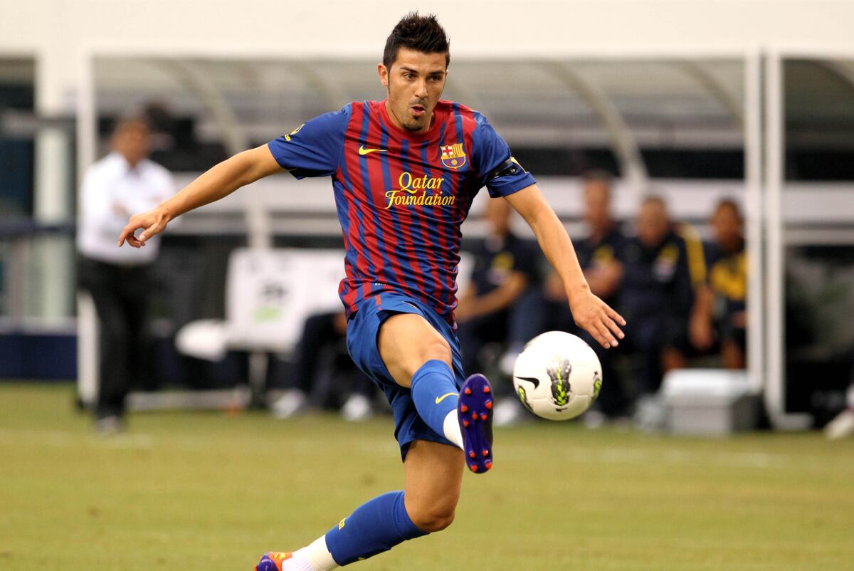 David Villa: Arsenal Must Change Barca's Mind to Land Star Striker ...
