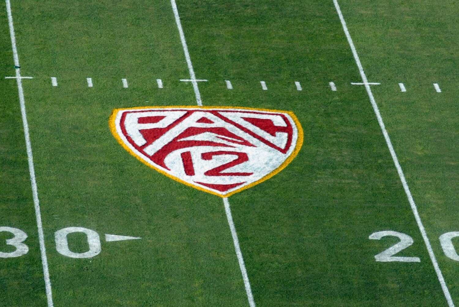 Pac-12 Football: Way Too Early Pac-12 Power Rankings for 2013 ...