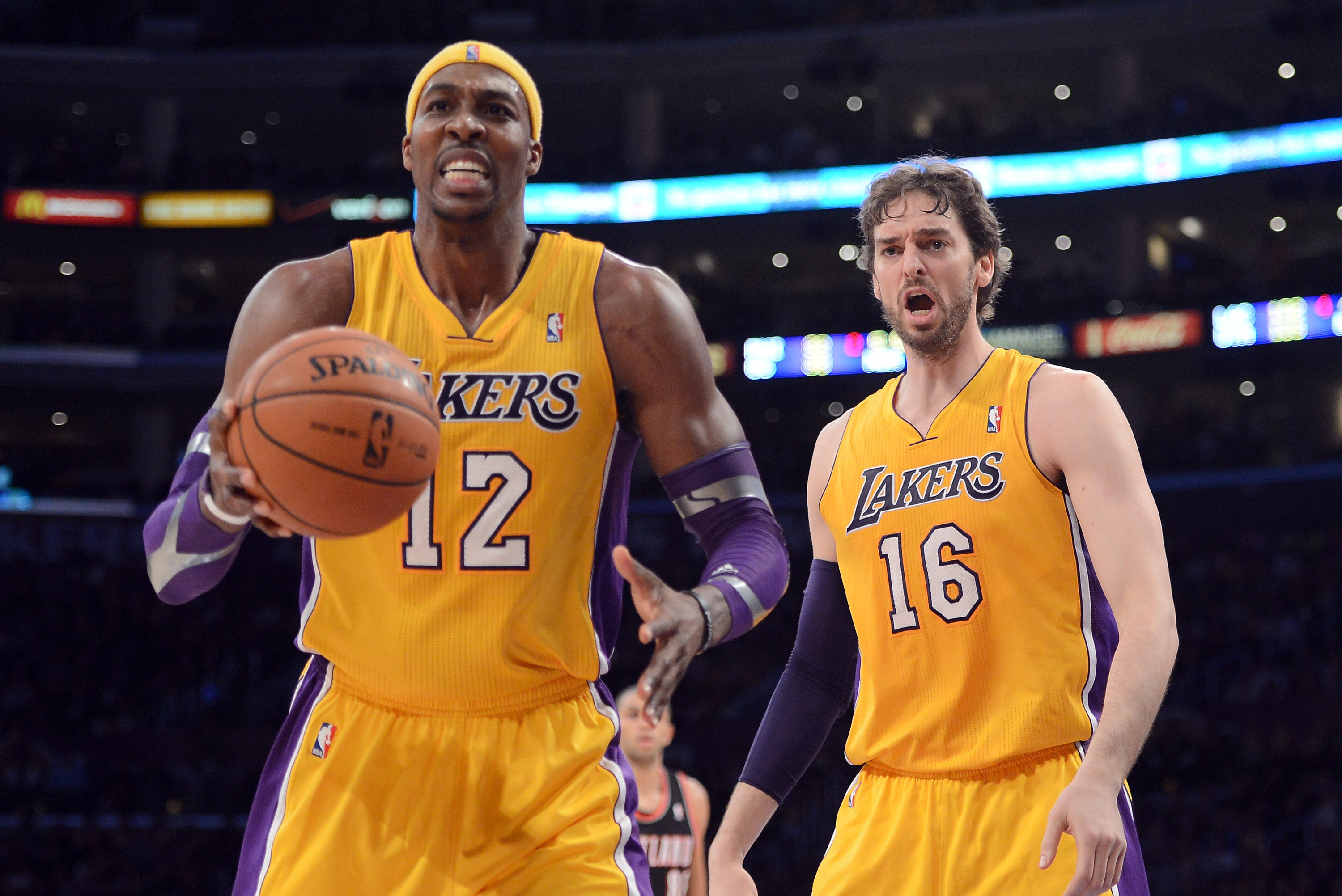 Lakers News Potential Return Of L A Big Men Will Help Slumping Lakers Lakers News Potential Return Of L A Big Men Will Help Slumping Lakers