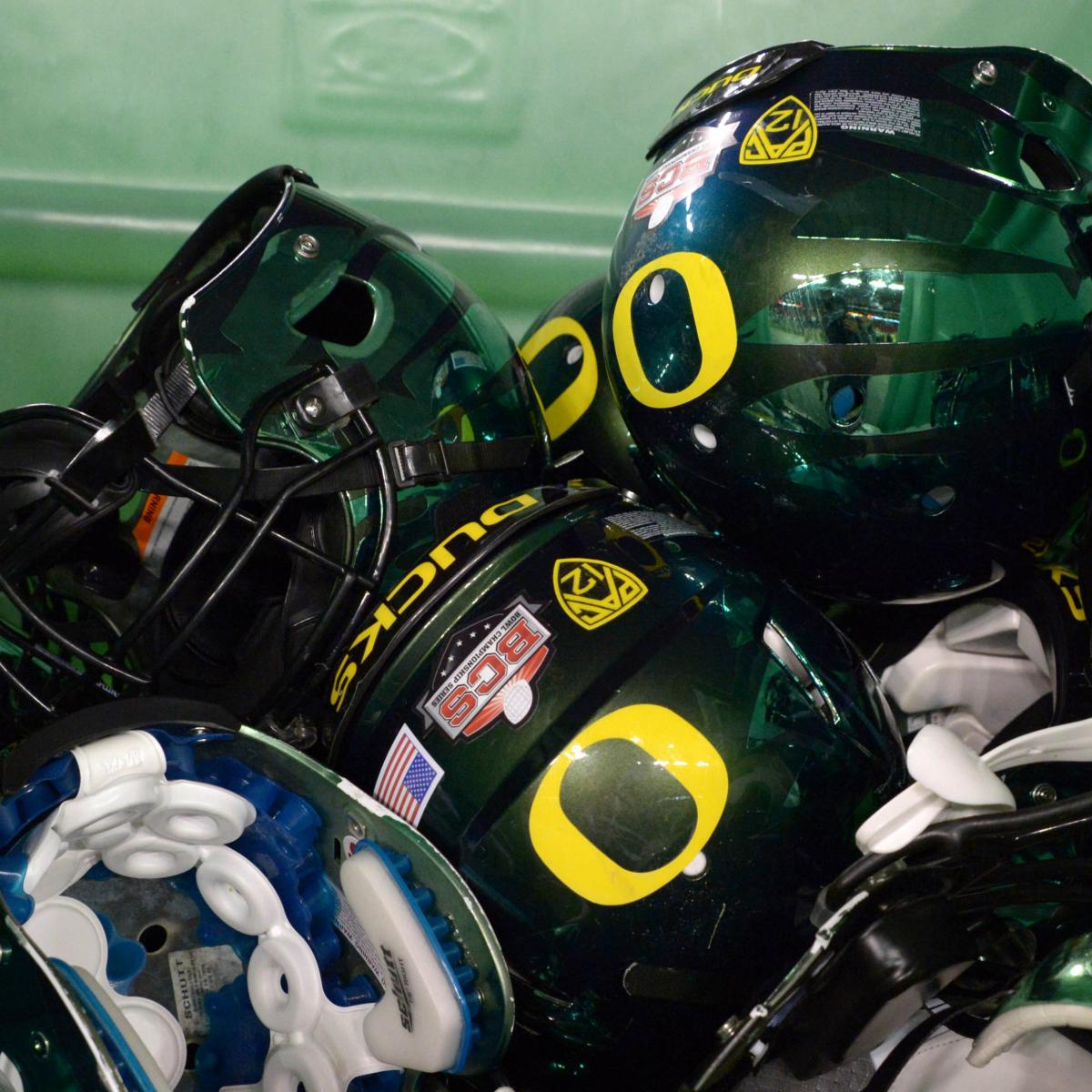 Oregon Football: Projecting the Ducks' 2013 2-Deep Depth Chart | News ... Oregon Football: Projecting the Ducks' 2013 2-Deep Depth Chart | News ...